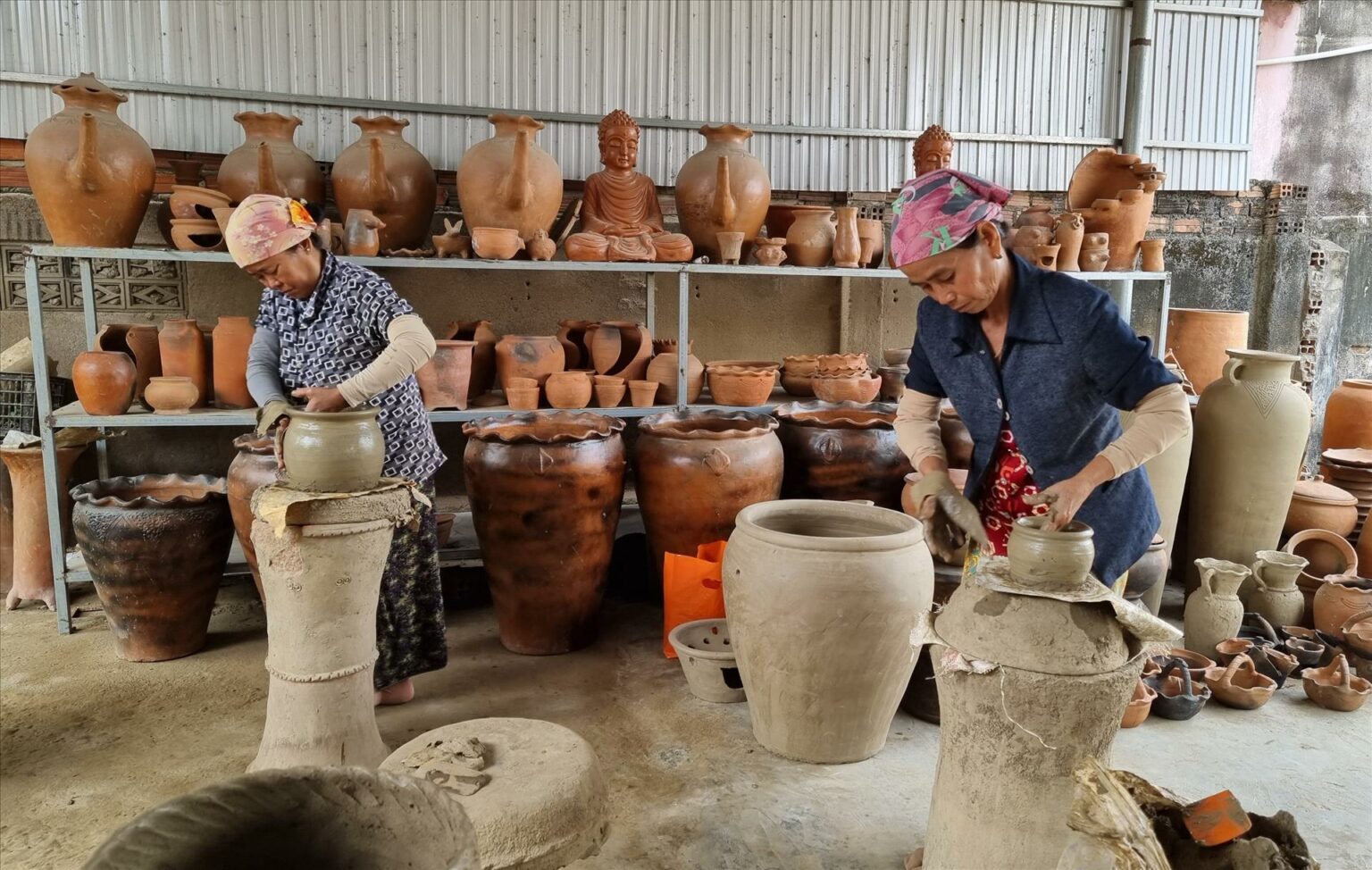 Bau Truc Pottery Village - Vietnam Travel Documents